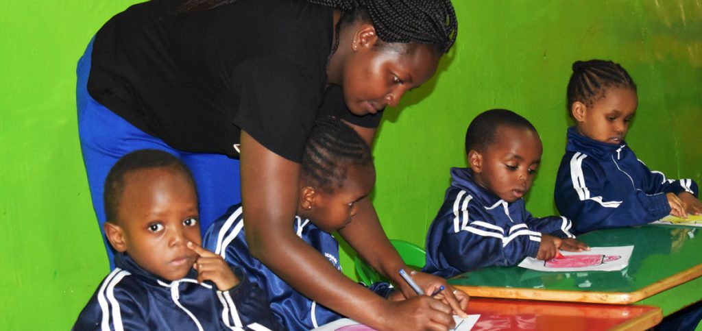 Playgroup - Welcome to Thorn Tree School in Kenya